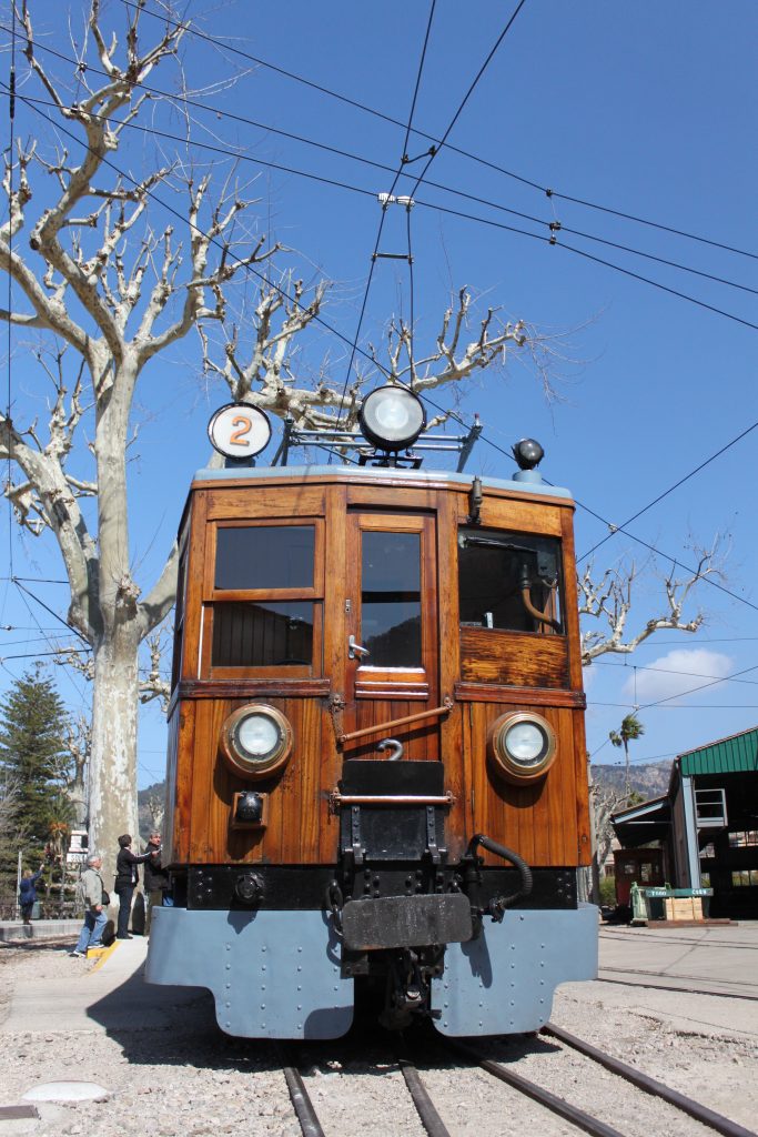 Soller train; 109 years in the fast track – Stories of the Soller ...